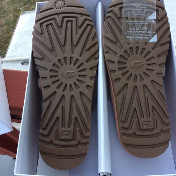 UGG | Shoes | Ugg Slide Slippers | Poshmark